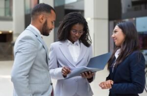 Integrity in the Workplace: Be The Coworker Everybody Trusts